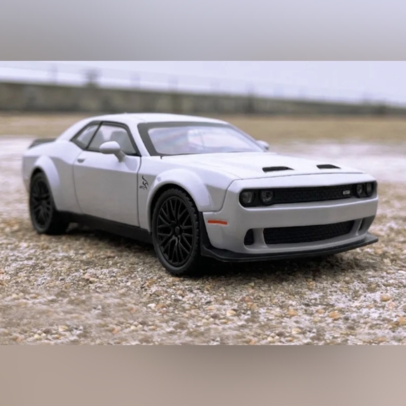 Other | Diecast 132 Dodge Challenger Gray Hellcat Red Eye Car Doors ...
